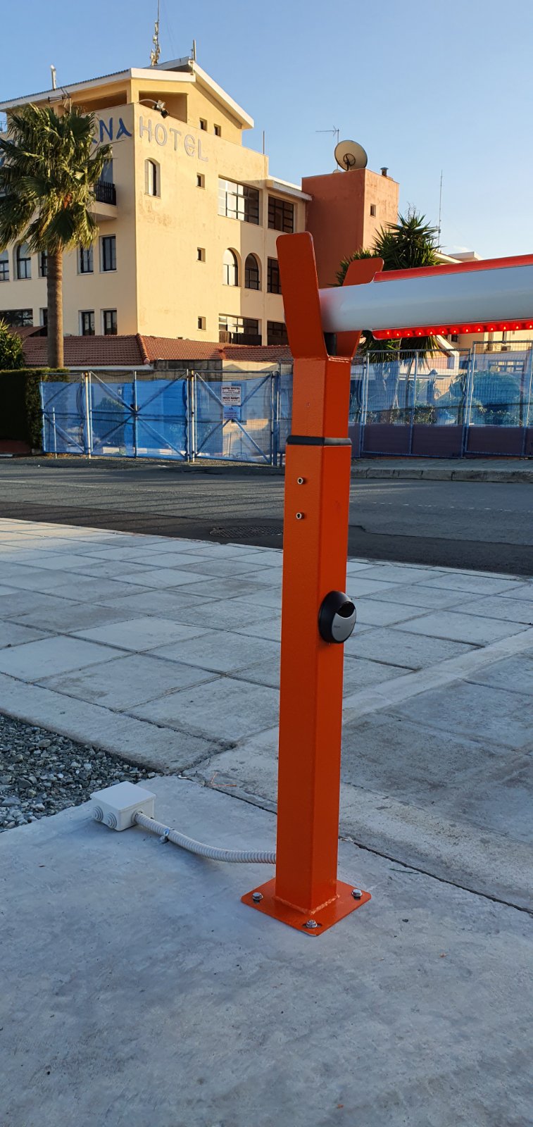 Barriers - SAFETECH SECURITY SYSTEMS LTD